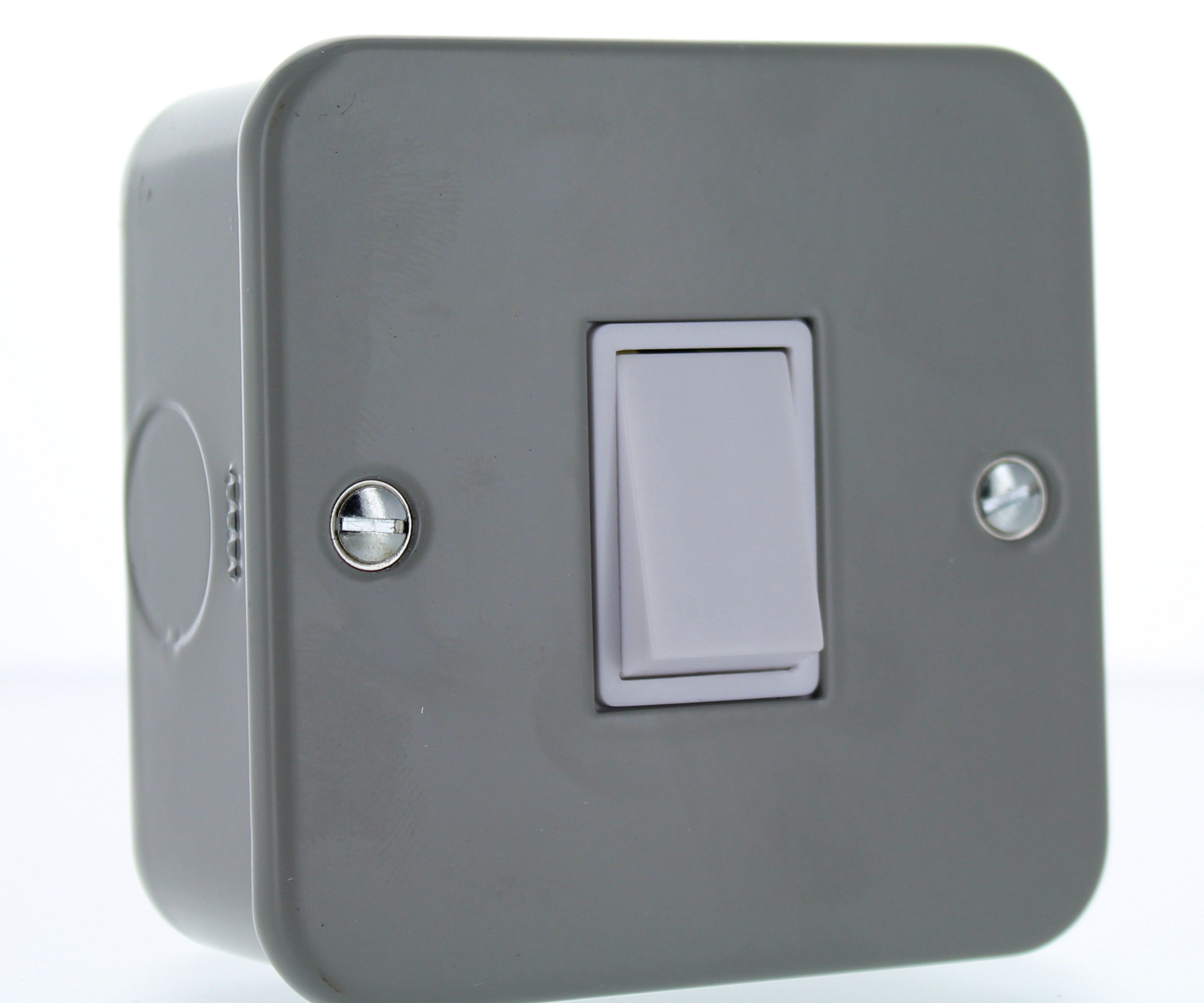 Schneider GMC1012 1 Gang 2 Way Switch Metal Clad – ETC Electrical
